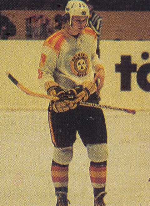 Hockeystjärnan som levde det akademiska livet – Old School Hockey Lars ...