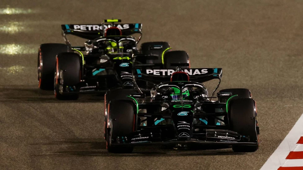 Mercedes om Lewis Hamilton och George Russell's krasch